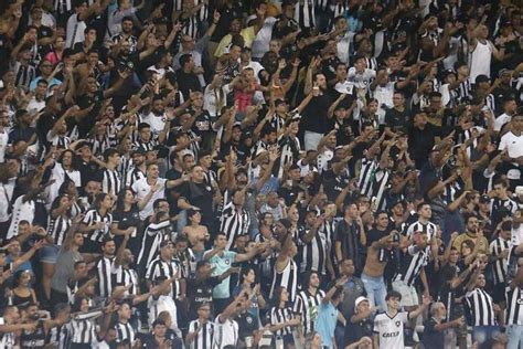 Botafogo X Internacional Clube Anuncia 10 Mil Ingressos Vendidos