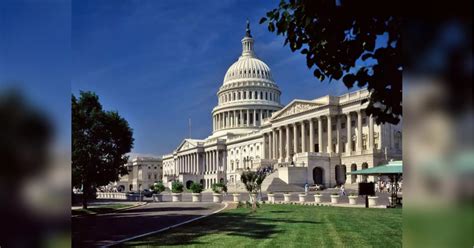 Сенат США схвалив 61 млрд допомоги Україні «ФАКТИ