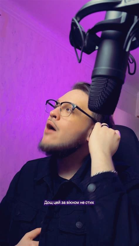 А дощ на вікнах малює 🧸