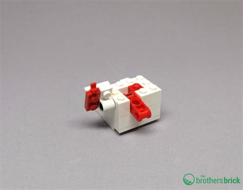 We Got Lucky With Lego Brick Headz New Lucky Cat Review The Brothers Brick The