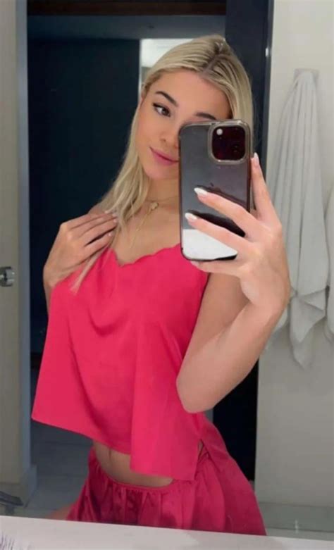 From Her Snapchat Shes So Gorgeous Roliviadunnepictures