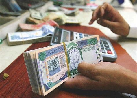 بعد الرفع لـ100 ألف بنك التنمية يوضح سبب إيقاف قرض الأسرة