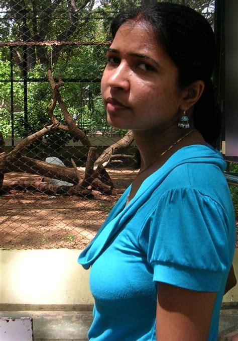 కామ దేవత Pooku Lanja