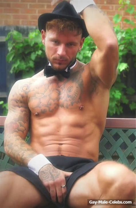 Reality Star Sean Pratt Showing Off His Tight Nude Bum The Men Men