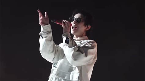 [eng Fr Sub] Hua Chenyu Dancing Siren Rehearsal Vlog 华晨宇舞娘彩排 Vlog Youtube