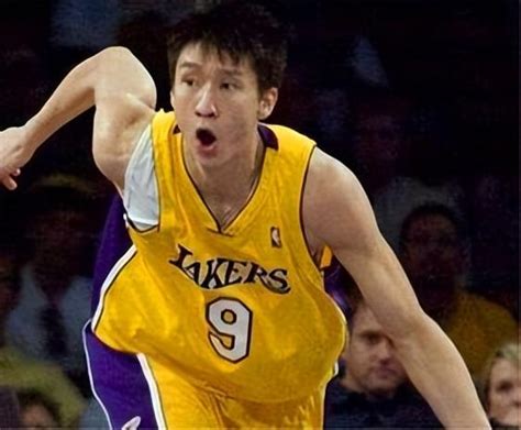 周琦nba最高拿6分，王治郅21分，那阿聯和姚明呢？沒對比就沒傷害 每日頭條