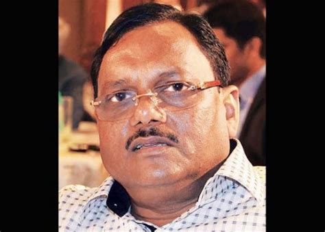 Cbi Arrests Former Noida Engineer Yadav Singh In Corruption Case