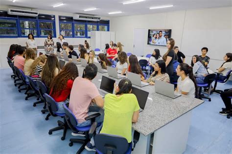 Facape abre seleção para professor de Medicina e intérprete de libras