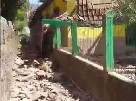 Gempa Bandung Dan Garut Sejumlah Bangunan Rusak