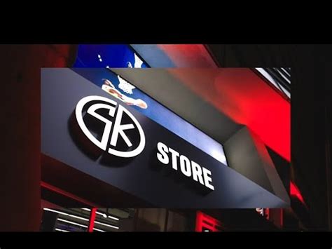 Wielkie otwarcie nowego sklepu stacjonarnego skstore Warszawa - YouTube