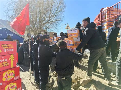 “零食有鸣公司”通过中国红十字基金会向西藏日喀则捐赠总价值100万元物资