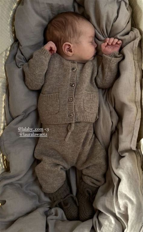 Pin Van Hilal Kanl Op Hilal Kanl Babykleding Zwangerschap Shoot Zwangerschap