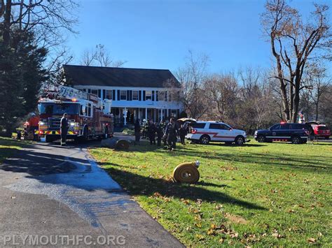 Squirt And Ladder 43 Assist Harmonville Fire Company On A Basement Fire
