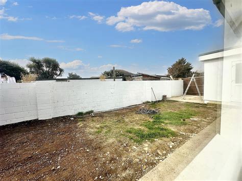 Cliff Gardens Telscombe Cliffs Bn10 7bt Carruthers And Luck Carruthers And Luck