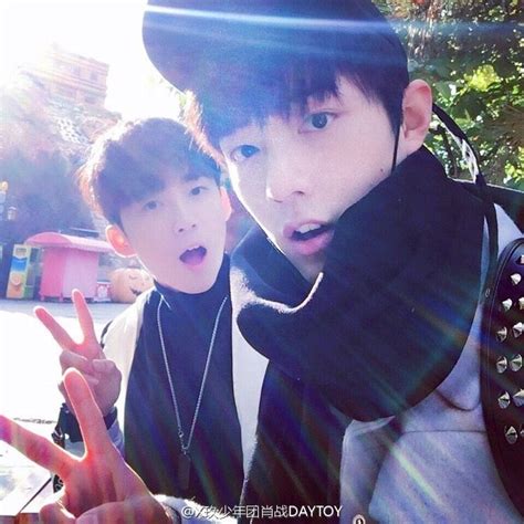 Xiao Zhan Pics On Twitter Beautiful Boys Selfie Pop Group