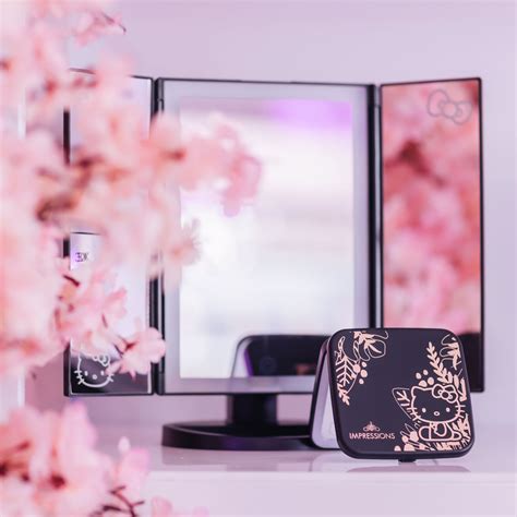 Hello Kitty® Supercute Trifold Compact Bundle Impressions Vanity Co