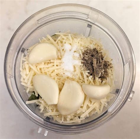 Fresh Basil Pesto Recipe