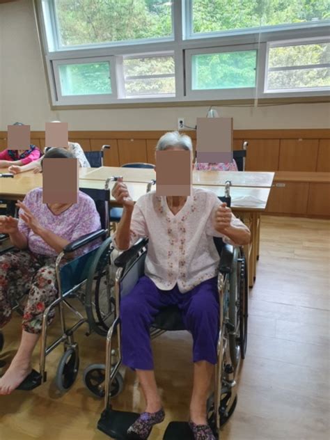 2020 7 4 행복한동행노인요양원 물리치료and기능회복훈련