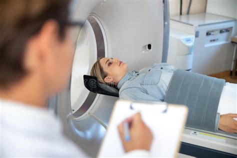 Lady Lying On Table Of Ct Scan Machine Stock Image Image Of Hospital