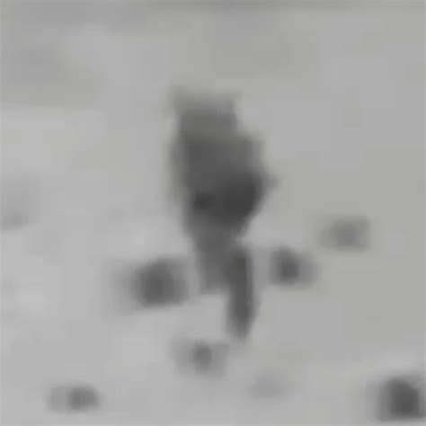 It Appears To Be A Turning 3d Object Rufos