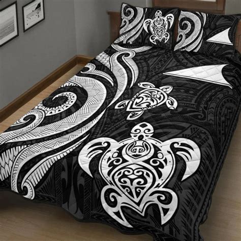 Tokelau Quilt Bed Set White Tentacle Turtle