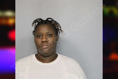 Mia Riley Hall County Jail Bookings