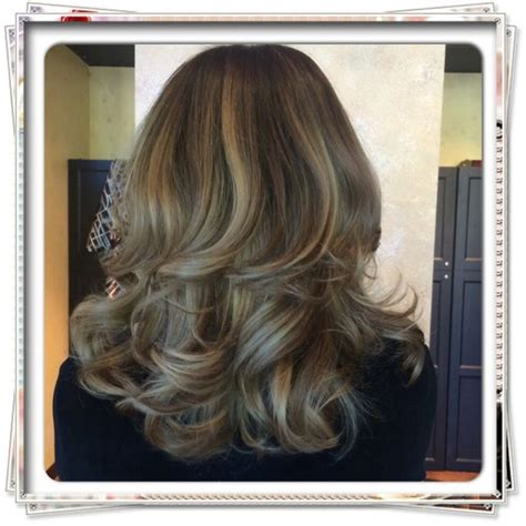 Professional Hairstylist In Master Hair Colorist New Clients Book