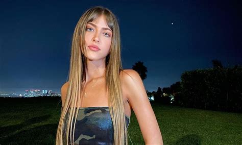 Simi Khadra Wiki Bio Größe Alter Eltern Freund Vermögen