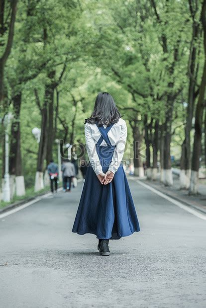 소녀의 뒷모습 사진 무료 다운로드 Lovepik