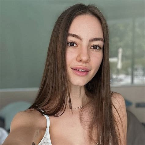 Nastykatie On Threads