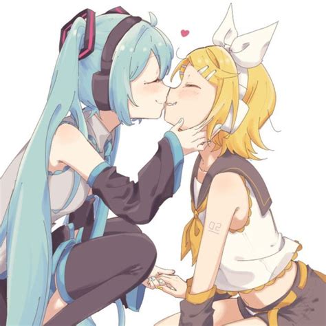 Hatsune Miku Kissing