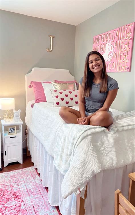 Freshman Dorm Room💌 Dream Dorm Room Dorm Room Inspiration Pink Dorm