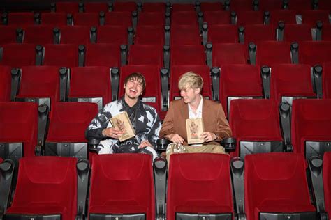 Paranormal Youtubers Sam And Colby Are The Viral Kings Of Scare Newsweek