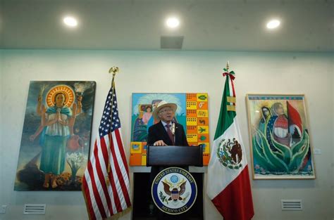 La Jornada Muro flotante de Texas medida alejada de la política de Biden Salazar