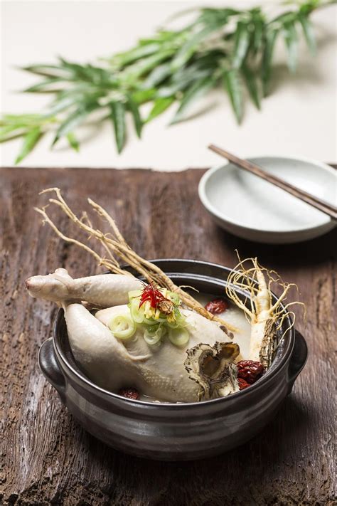 삼계탕 초복 복날 닭 닭요리 한방삼계탕 몸보신 Ambulatory Samgyetang Korea Korean