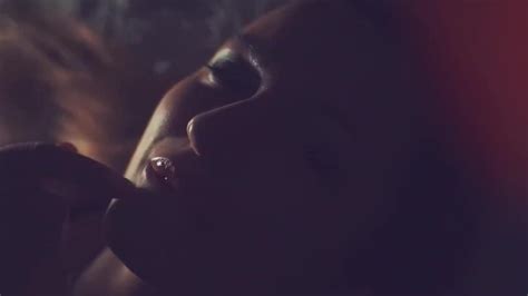 КАК СТАТЬ СЕКСУАЛЬНОЙ ЖЕНЩИНОЙ КАК ПРИВЛЕЧЬ МУЖЧИНУ