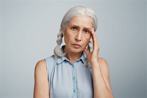 Crisis De La Edad Madura Síntomas Afrontamiento Y Sentido De Vida