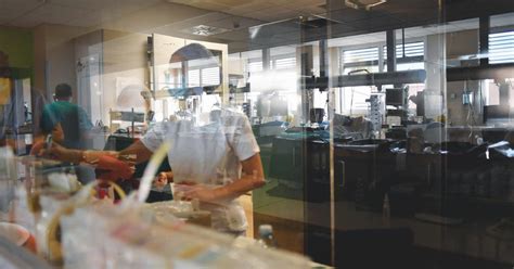 Covid il direttore dello Spallanzani avverte C è una ripresa dei
