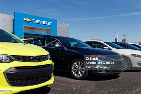 시보레 자동차 대리점 시보레는 제너럴 모터스의 사단 이다 Chevrolet에 대한 스톡 사진 및 기타 이미지