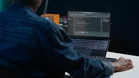 การใช้ Javascript Libraries เช่น React และ Vuejs อย่างมีประสิทธิภาพ สร้างเว็บแอปพลิเคชันที่