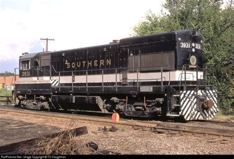 Beautiful Southern Railway Ge U23b In Augusta Georgia