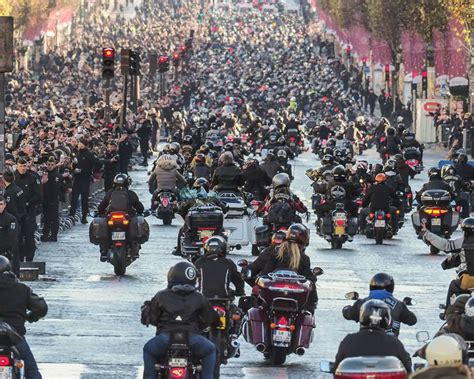 Hommage à Johnny Hallyday décembre SHOWTIME RIDERS HDC