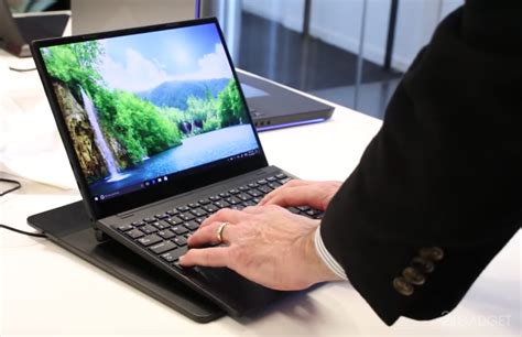 Dell Latitude 7285 — первый в мире ноутбук с беспроводной зарядкой (10 ...