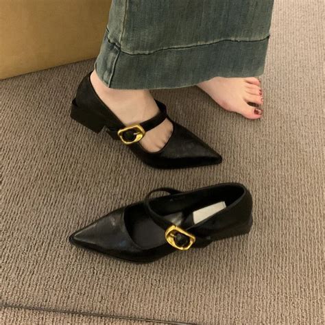 秋日必备 尖头玛丽珍小皮鞋