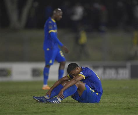 Injury Cloud Its A Bad One Manqoba Mngqithi Confirms Serious