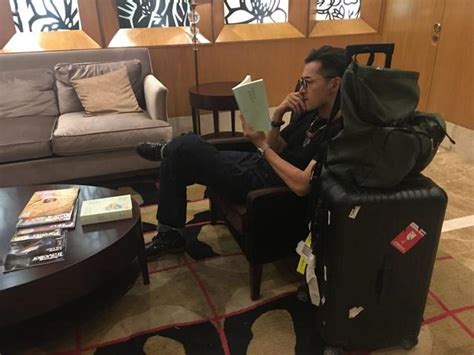 全世界都在偶遇胡歌，連逛超市都能遇見他，看看胡歌有多接地氣！ 每日頭條