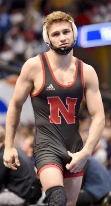 Wrestler Bulge Keeps Coming Up🍆 Rsimplysporty