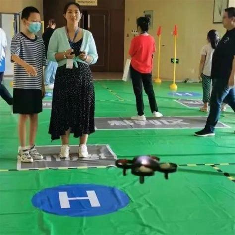 省航协培训无人机专项辅导员和裁判员青少年航空史文平