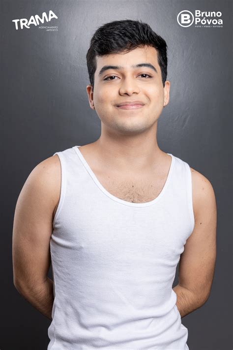 Felipe Santelli Agente Trama