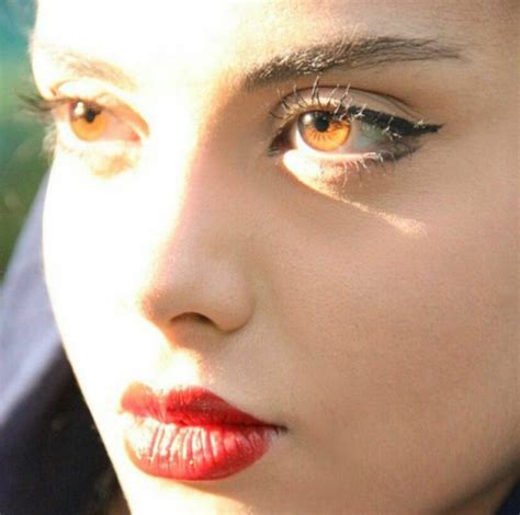 اسماءتینا مقدم